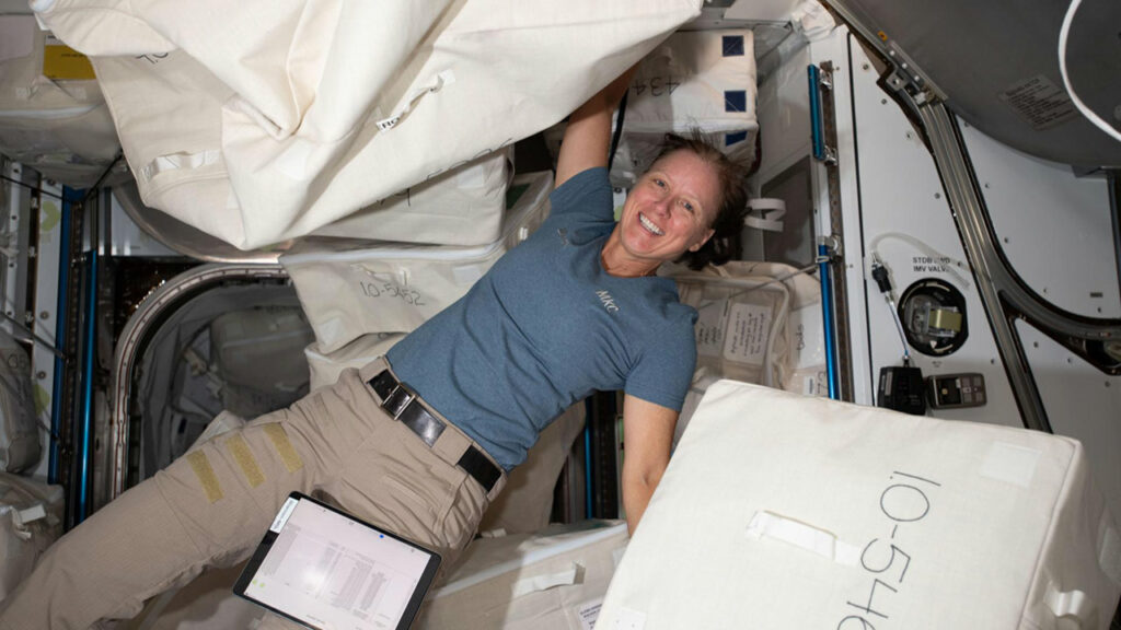 Story Time From Space is Live From Space!