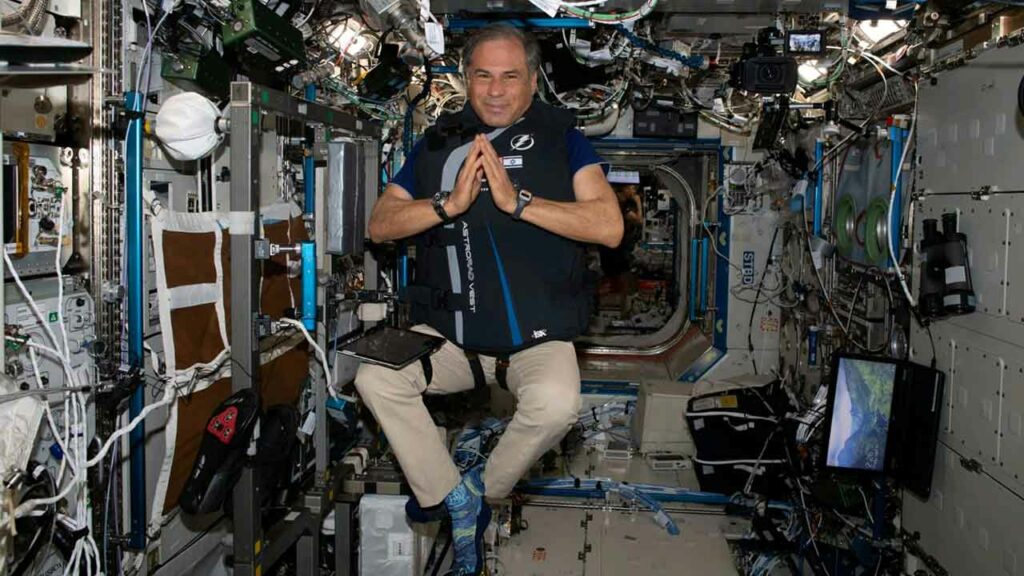 Armor for Astronauts: Developing High-Tech Wearable Radiation Shields ...