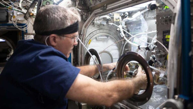 Advanced Manufacturing and Materials - ISS National Lab